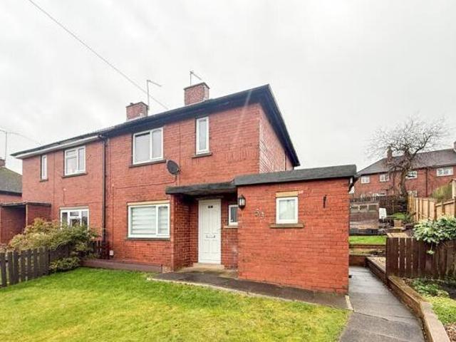 Roundway, Honley, 2 Bedroom Semi detached