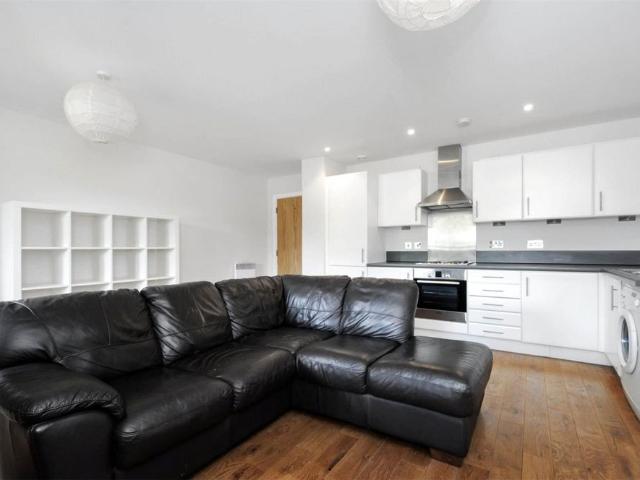 Roundwood Court, E2, London