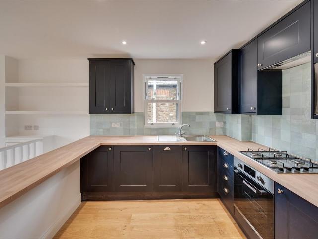 Roundwood Road, London NW10, 2 bed maisonette to rent, £2,000 pcm | PrimeLocation