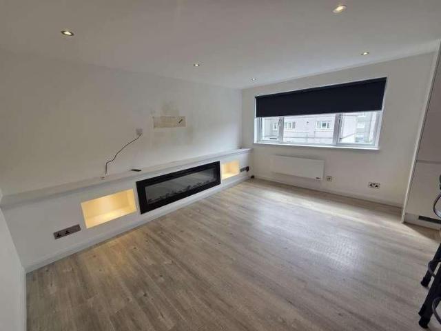Rousay Place, Mastrick, Aberdeen, AB15