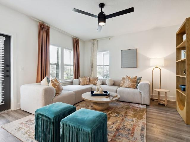 Row Waterside 1 Bedroom Apartment for Rent at 1420 Lakefront Dr, Sarasota, FL 34240