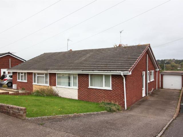 Rowan Way, Exeter EX4, 2 bed detached bungalow to rent, £1,475 pcm | PrimeLocation