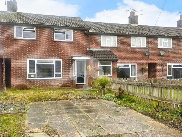 Rowan Close, Beaconsfield HP9, 3 bed terraced house to rent, £2,000 pcm | PrimeLocation