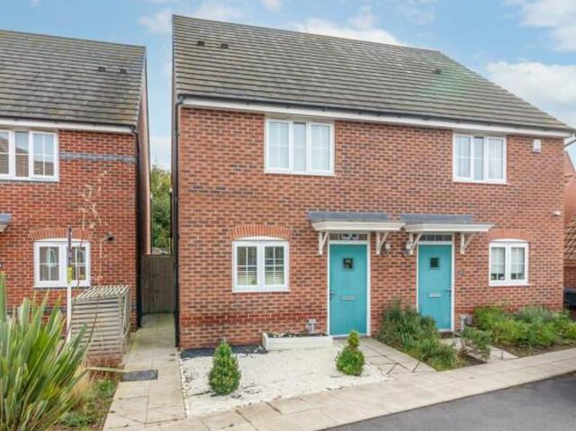 Rowan Close, Nottingham, NG12 2 bed house to rent £1,095 pcm £253 pw