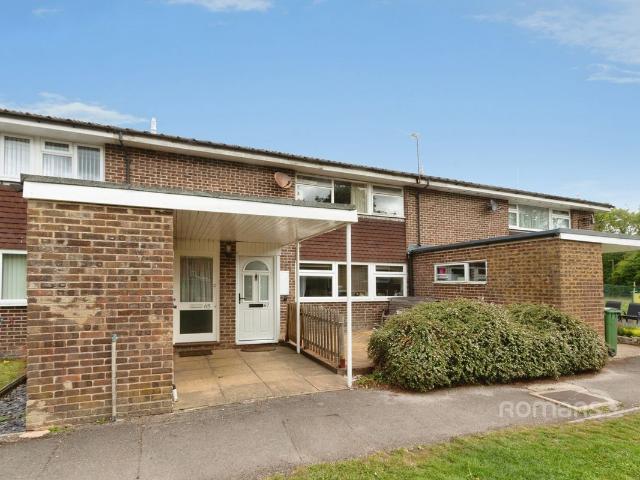 Rowan Road, Tadley, Hampshire RG26, Studio to rent, £1,250 pcm | PrimeLocation