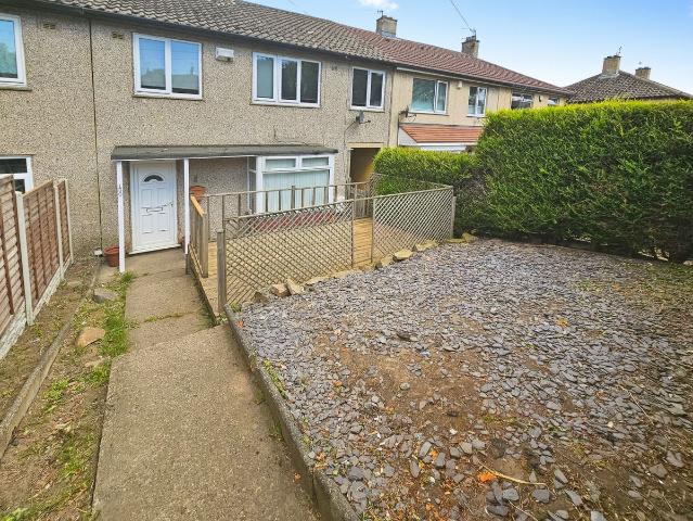 Rowantree Drive, Idle BD10, 4 bed terraced house to rent, £995 pcm | PrimeLocation