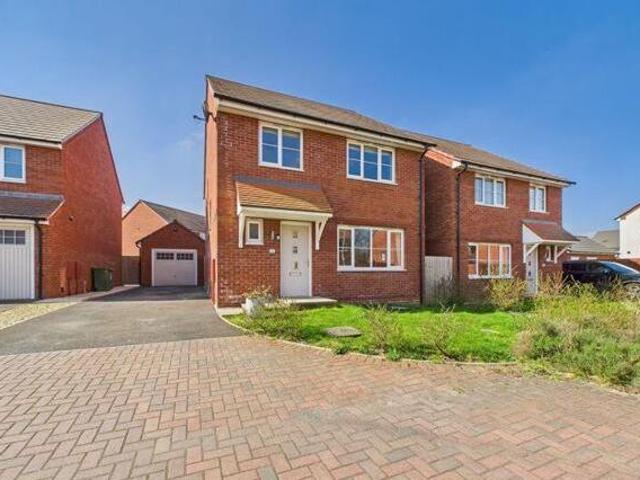 Rowbotham Way, Great Oldbury, 4 Bedroom Detached