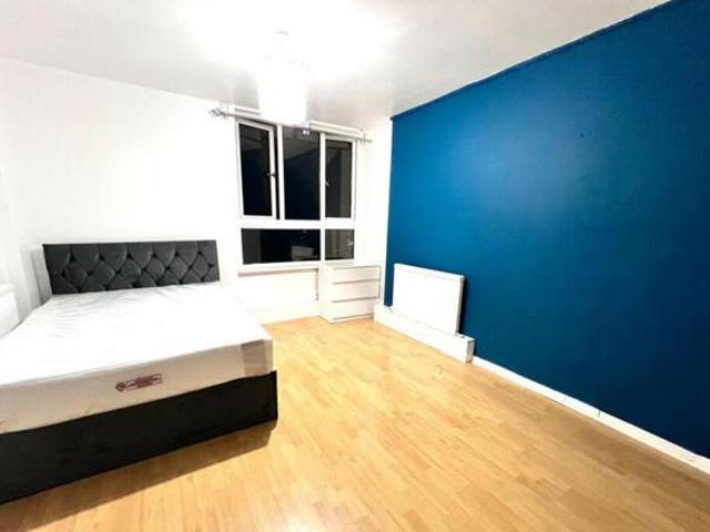Rowcross Street, Bermondsey, 2 Bedroom Flat