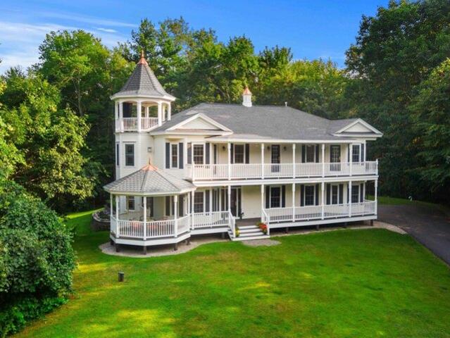 Rowell Rd E, Brentwood, Home For Sale