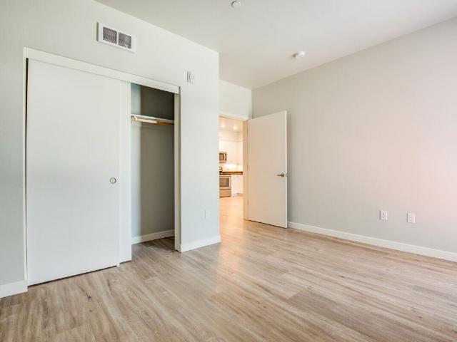 Rowhaus 2 Bedroom Apartment for Rent at 2500 Webster St, Oakland, CA 94612 Northgate Waverly