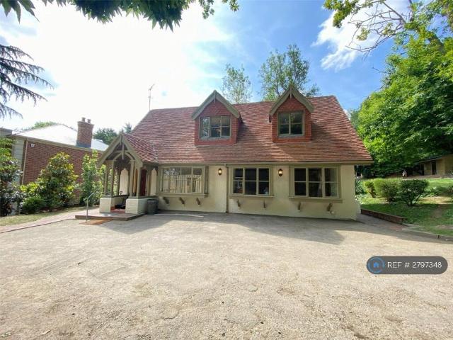 Rowhill Road, Dartford, DA2 3 bed detached house to rent £3,950 pcm £912 pw
