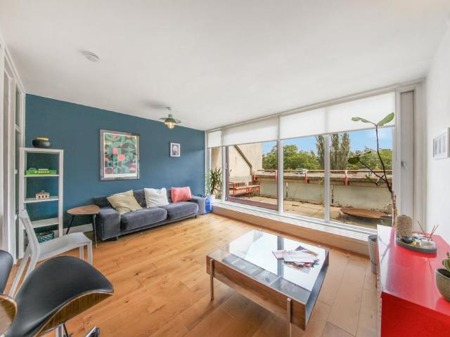 Rowley Way, St John's Wood, London 1 bed flat to rent £3,500 pcm £808 pw