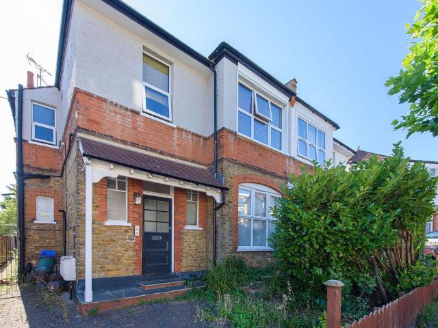 Rowsley Avenue, Hendon, London NW4, 2 bed flat to rent, £2,000 pcm | PrimeLocation