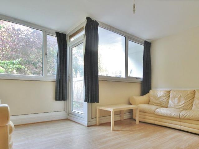 Rowstock Gardens, London N7, 3 bed maisonette to rent, £3,300 pcm | PrimeLocation