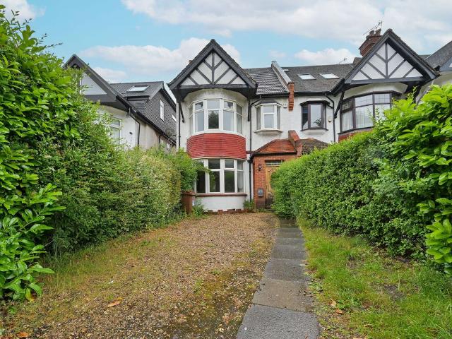 Roxborough Avenue, Harrow On The Hill, Harrow HA1, 3 bed property to rent, £3,000 pcm | PrimeLocation