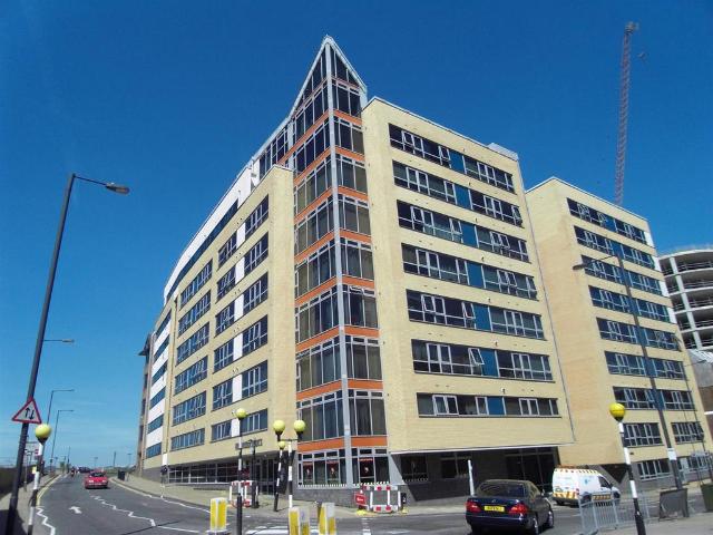 Roxborough Heights, Harrow HA1 1GP 1 bed apartment to rent £1,550 pcm £358 pw