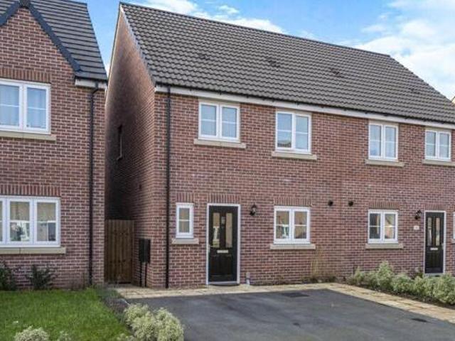 Roxbury Drive, Hatfield, 3 Bedroom Semi detached