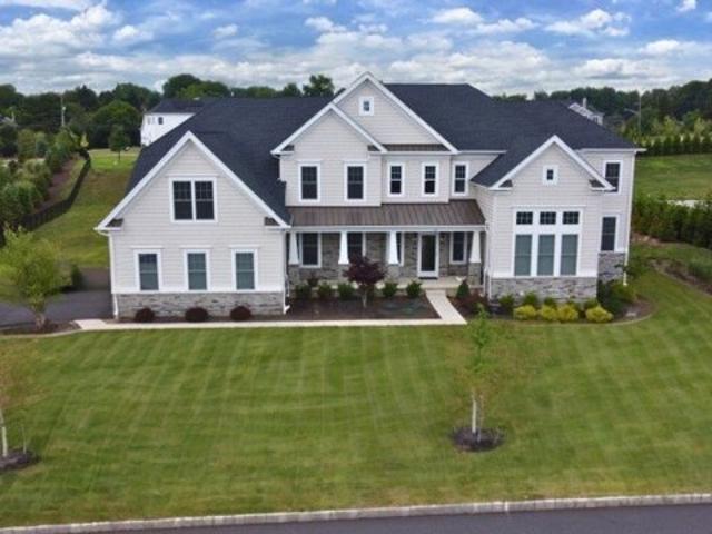 Roxbury Rd, Mahwah, Home For Sale