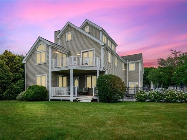 Roxbury Rd, Narragansett, Home For Sale