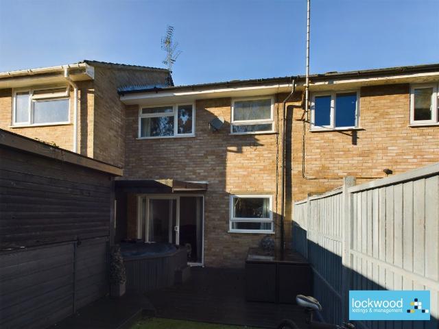 Roxburgh Close, Camberley GU15, 3 bed property to rent, £1,825 pcm | PrimeLocation