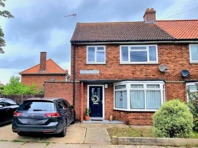 Roxburgh Road, Ipswich, 3 Bedroom Semi detached