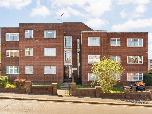 Roxeth Hill, Harrow HA2, 1 bed flat to rent, £1,400 pcm | PrimeLocation