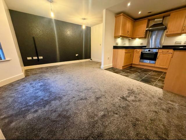 Royal Troon Drive, Wakefield WF1, 2 bed flat to rent, £875 pcm | PrimeLocation