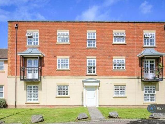 Royal Victoria Park, Bristol, 2 Bedroom Flat
