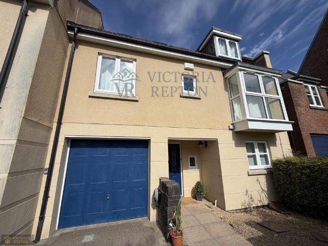 Royal Victoria Park, BS10 3 bed terraced house to rent £1,998 pcm £461 pw