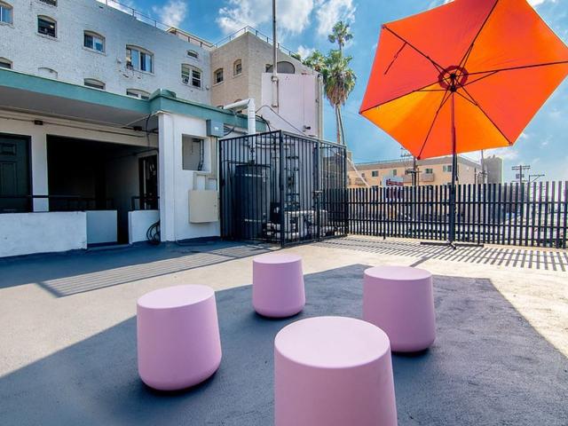 Royal Viking Apartments Studio Apartment for Rent at 2025 W 3rd St, Los Angeles, CA 90057 Westlake