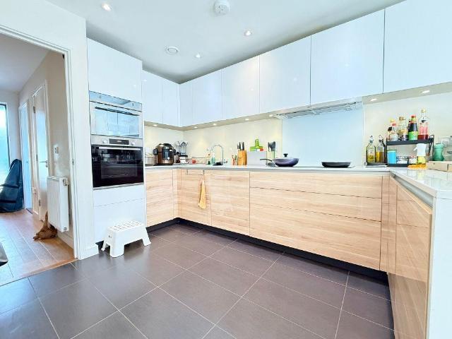 Royal Way, Trumpington 4 bed semi detached house to rent £3,350 pcm £773 pw