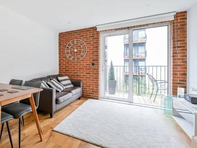Royal Arsenal Dentists, Duke of Wellington Avenue, London, SE18 6GH, United Kingdom | 1 bed apartment for rent #166519414 | Rentberry