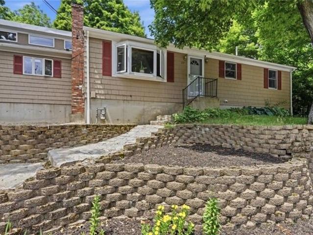 Royal Ave, Cranston, Home For Sale