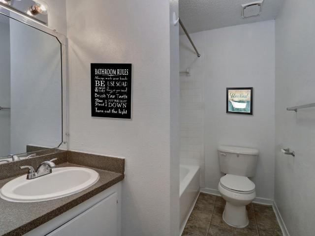 Royal Breeze Apartments 2 Bedroom Apartment for Rent at 21227 Us Highway 19 N, Clearwater, FL 33765