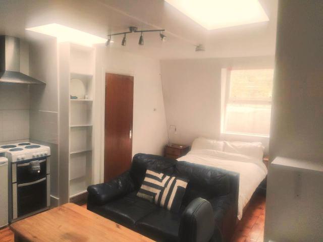 Royal College Street, London NW1, Studio to rent, £1,430 pcm | PrimeLocation