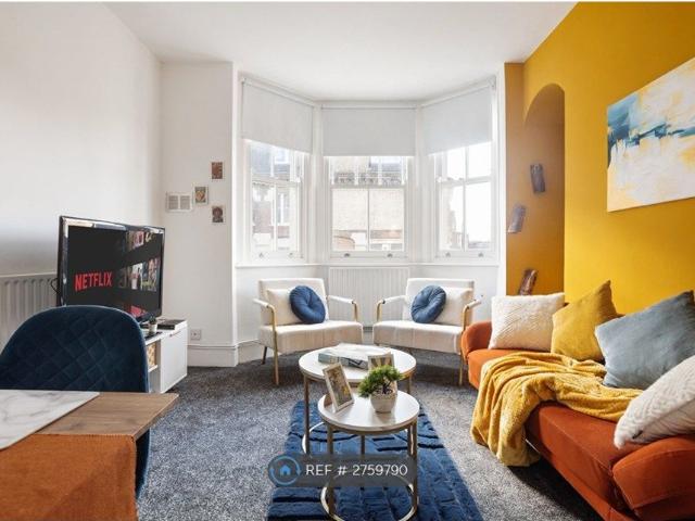 Royal College Street, London NW1, 2 bed semi detached house to rent, £4,500 pcm | PrimeLocation