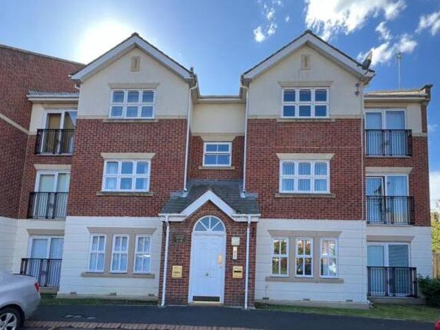 Royal Courts, Sunderland, 2 Bedroom Flat