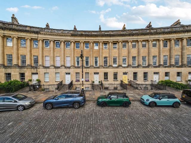 Royal Crescent, Bath BA1, Studio to rent, £1,350 pcm | PrimeLocation