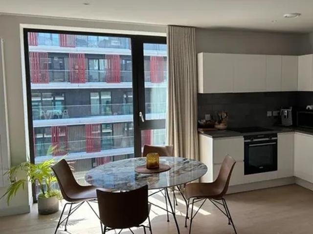 Royal Crest Avenue, London, E16 2YX, United Kingdom | 2 bed apartment for rent #167673633 | Rentberry