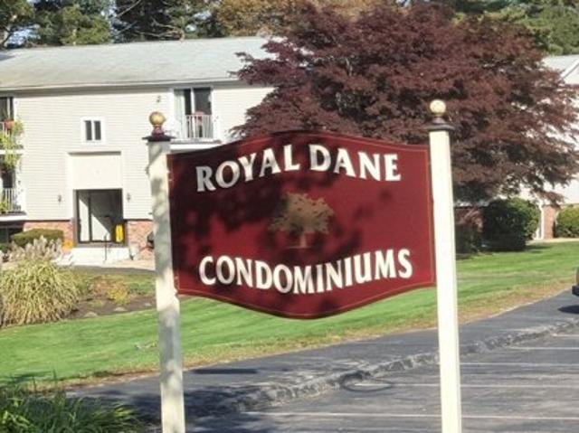 Royal Dane Dr Apt,marshfield, Condo For Sale