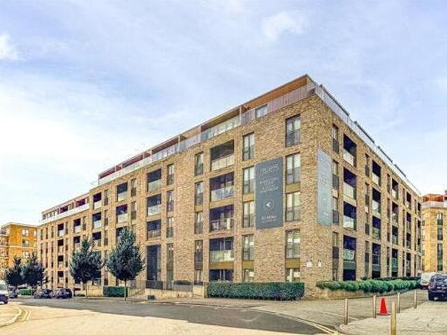 Royal Engineers Way, Mill Hill, 2 Bedroom Apartment