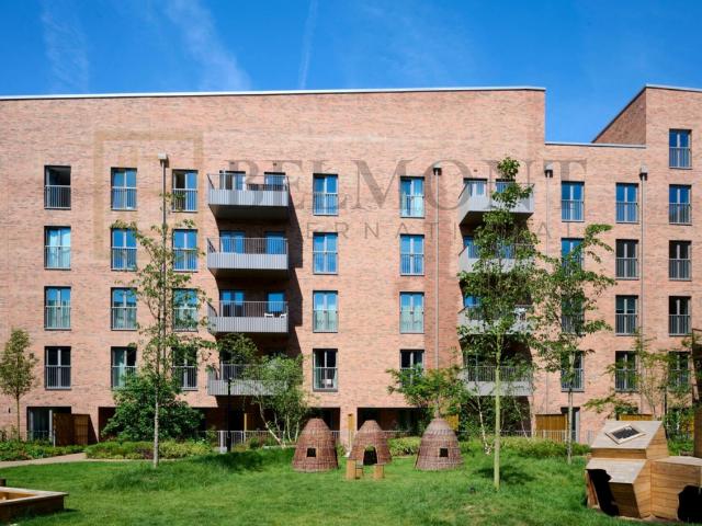 Royal Engineers Way, Mill Hill East. 1 bed apartment to rent £1,960 pcm £452 pw