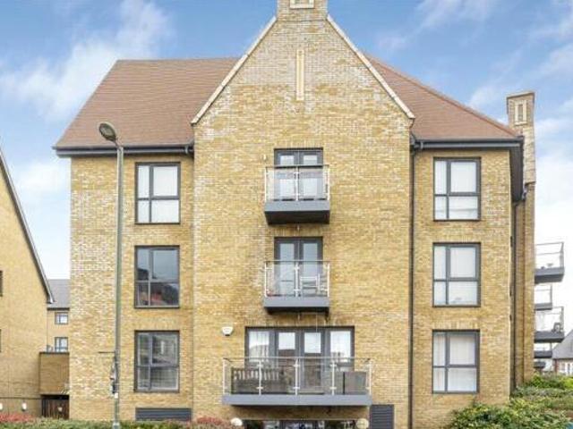 Royal Engineers Way, London, 2 Bedroom Apartment