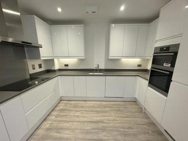 Royal Engineers Way, London, 3 Bedroom Terraced
