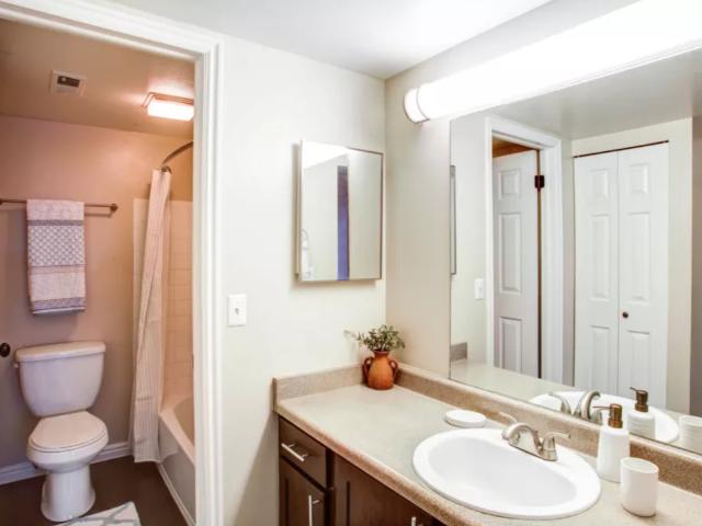Royal Farms 2 Bedroom Apartment for Rent at 2102 E Royal Farm Dr, Cottonwood Heights, UT 84121 Cottonwood Heights
