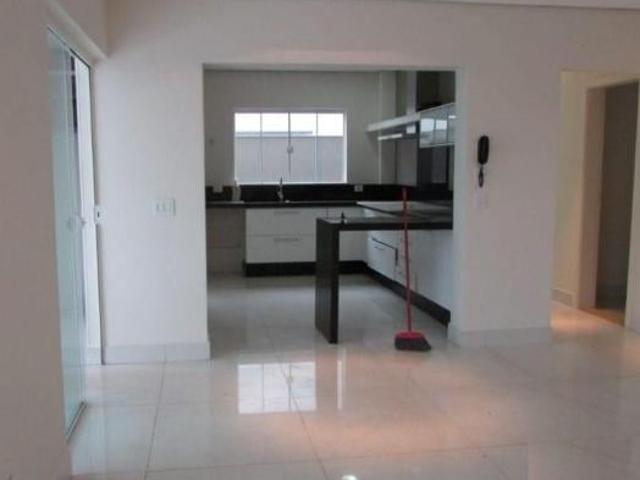 ROYAL FOREST R$ 2.490.000 Casa à venda, 3 Suites, 2 Vagas, 225m², Londrina PR