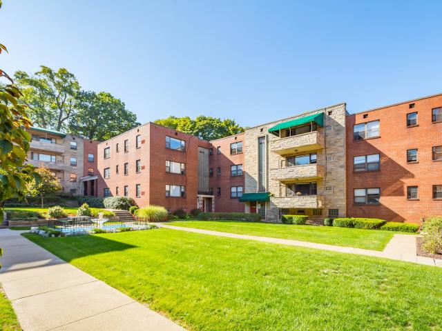 Royal Garden Apartments