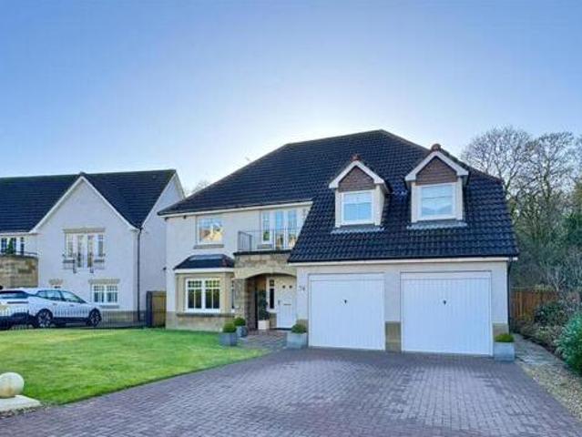 Royal Gardens, Bothwell, 5 Bedroom Detached