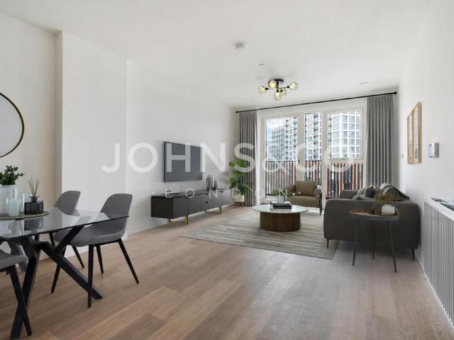 Royal Gateway, Acton, London, W3 2 bed apartment to rent £2,396 pcm £553 pw