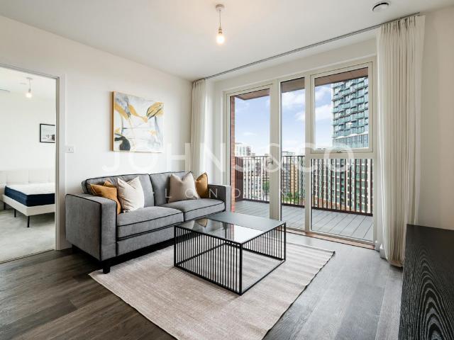 Royal Gateway, Acton, London W3, 2 bed flat to rent, £2,800 pcm | PrimeLocation
